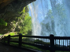 How to Reach Dry Falls near Highlands (Roadside Waterfalls)