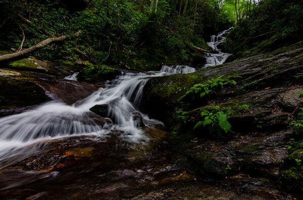 25+ Beautiful Waterfalls near Boone NC (within 2 Hours)