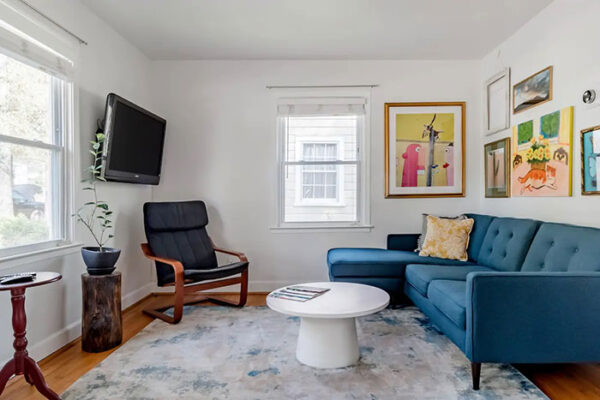 13 Wonderful Durham Airbnbs (Amazing Short Term Rentals!)