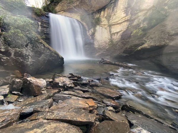 Looking Glass Falls NC (How to See this Wonderful Waterfall)