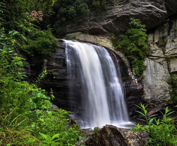 35 Gorgeous Waterfalls near Cherokee NC (Within 2 Hours)