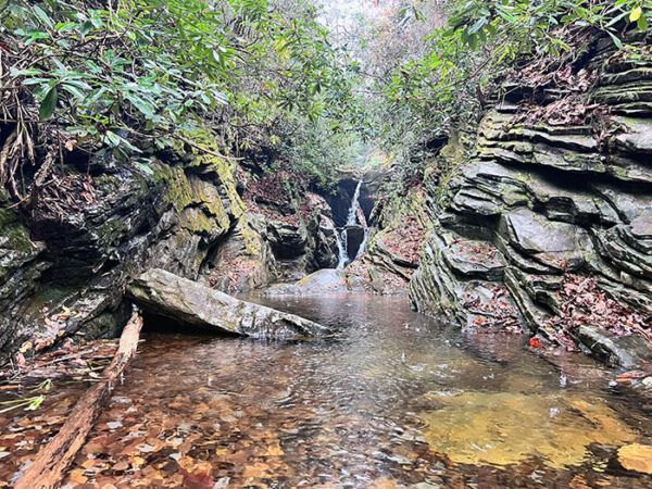 25+ Stunning Waterfalls near Banner Elk NC (within 2 Hours!)