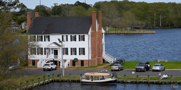20+ Great Things to Do in Edenton NC (History + Food)