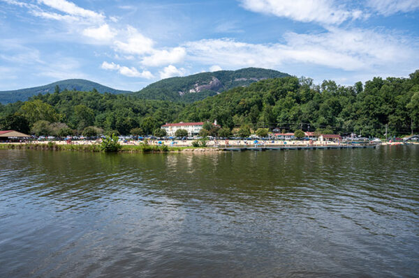 30+ of the Best North Carolina Mountain Towns to Visit Now!