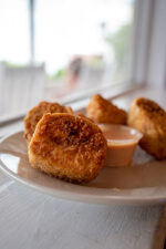 17 Best Topsail Island Restaurants (Great Food for All!)