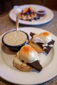 10 Amazing Restaurants in Hickory NC (+ 1 Bonus Coffee Shop)