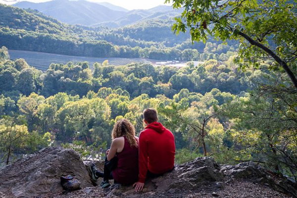 Max Patch Trail NC (A Short Hike to Beautiful 360 Views!)