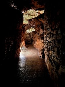Awesome Linville Caverns (How to See Them in 10+ Tips!)