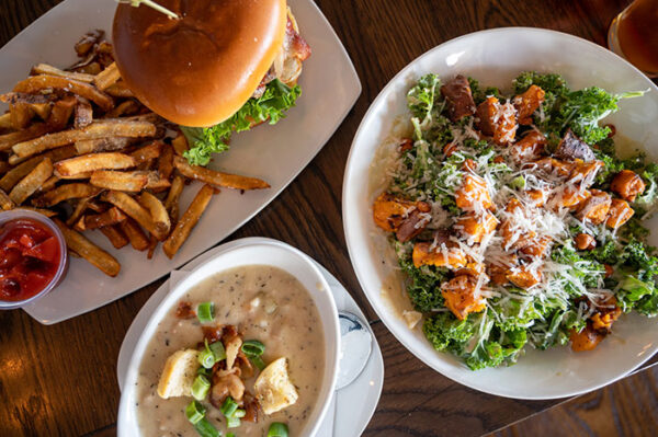 30 Amazing Outer Banks Restaurants for Your Next Beach Trip!