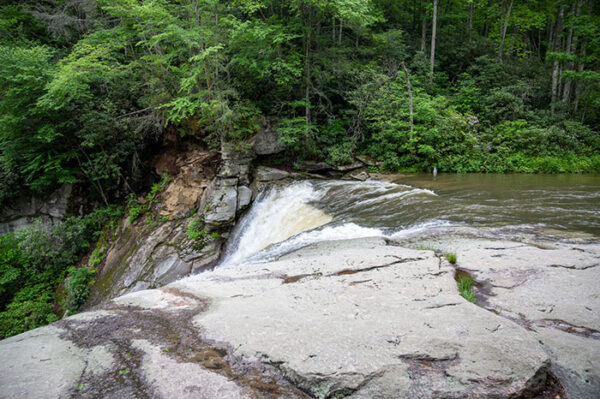 How to See 50-ft Elk River Falls (Trail and Safety Tips)