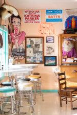 17 Best Topsail Island Restaurants (Great Food for All!)