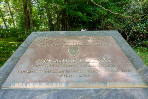 40+ Stunning Blue Ridge Parkway Stops in North Carolina