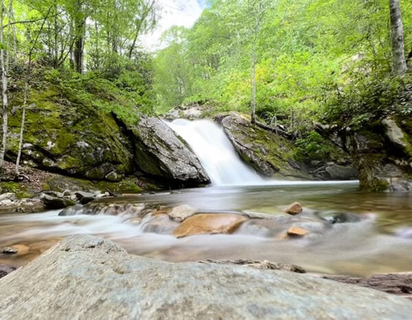 25+ Wonderful Waterfalls Near Blowing Rock NC within 2 Hours