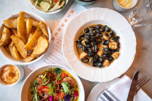 13 Delicious Restaurants in Mooresville NC and Nearby!