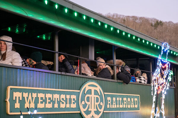 Tweetsie Christmas 2023 (How to Visit and 5 Important Tips!)