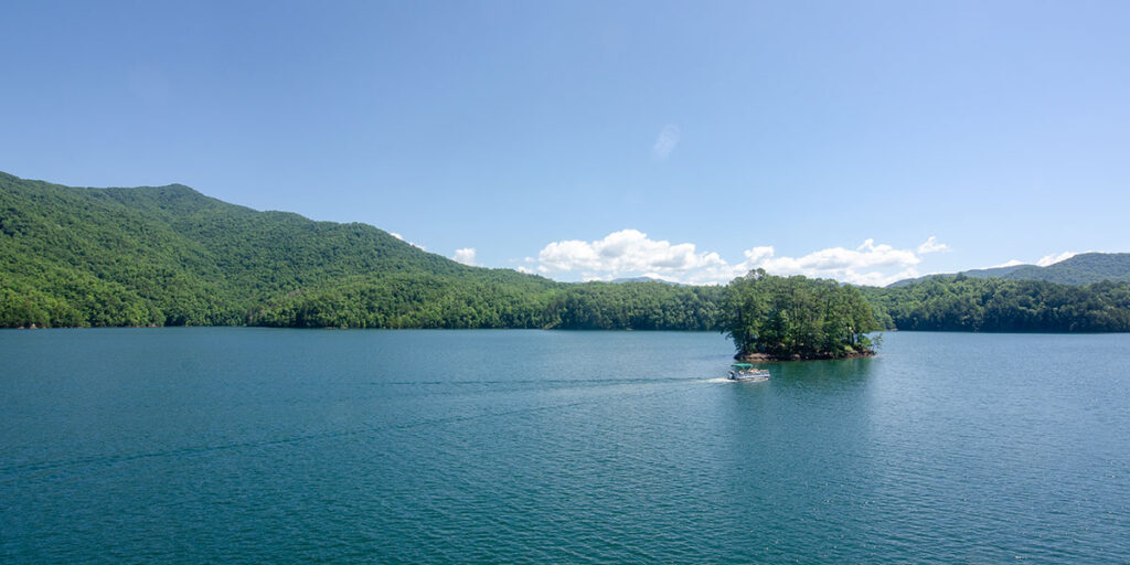 13 Best Spring Break Destinations in North Carolina!