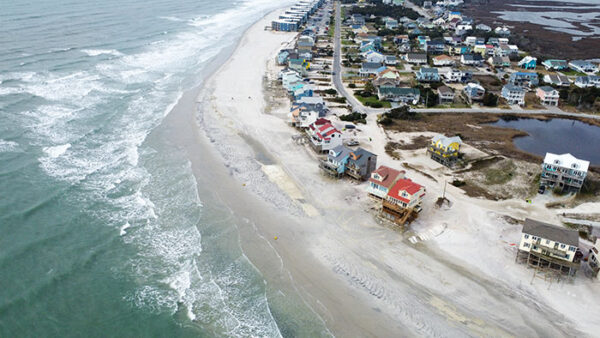 20+ Wonderful Things to Do on Topsail Island NC (+ Beaches)