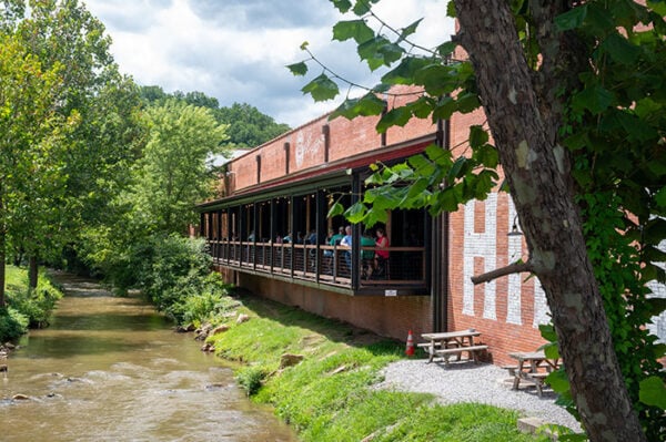 15+ Wonderful Things to Do in Old Fort NC and Nearby