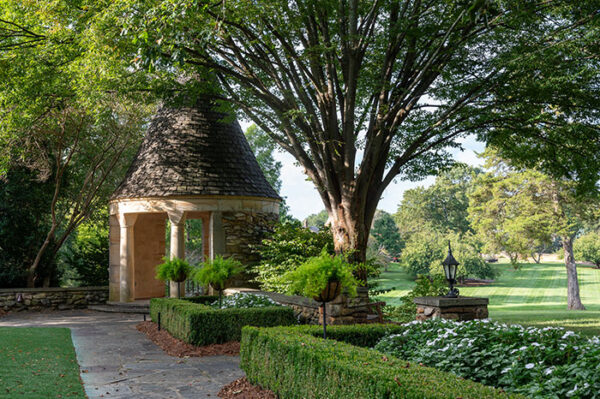 Graylyn Estate in Winston-Salem NC (+7 Reasons We Love It!)