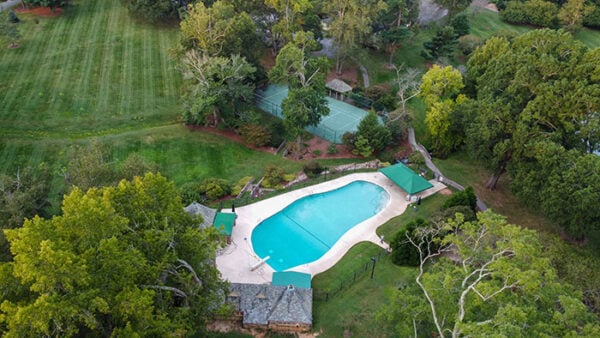 Graylyn Estate in Winston-Salem NC (+7 Reasons We Love It!)