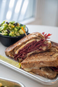 18 Best Topsail Island Restaurants (Great Food for All!)